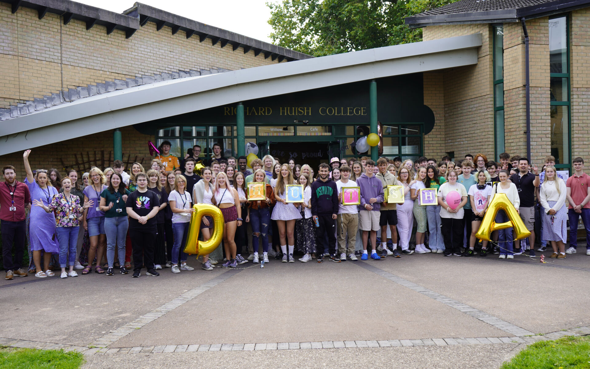 A Level and vocational students achieve fantastic results at Richard ...